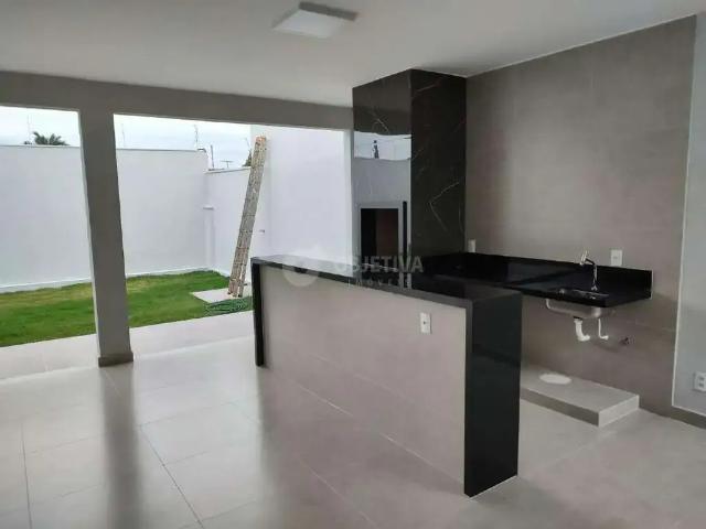 Casa / Sobrado para Venda em Uberlândia/MG Cidade Jardim 4 Quartos