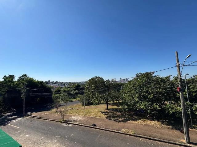 Casa / Sobrado para Venda em Uberlândia/MG Cidade Jardim 4 Quartos