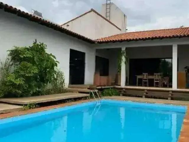 Casa / Sobrado para Venda em Uberlândia/MG Cidade Jardim 4 Quartos