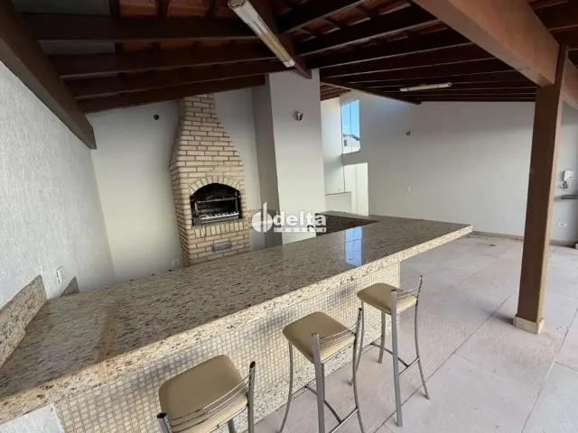 Casa / Sobrado para Venda em Uberlândia/MG Cidade Jardim 5 Quartos