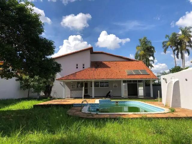 Casa / Sobrado para Venda em Uberlândia/MG Cidade Jardim 5 Quartos