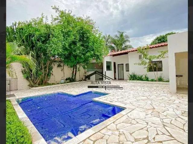 Casa / Sobrado para Venda em Uberlândia/MG Cidade Jardim 5 Quartos