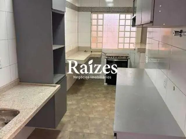 Casa / Sobrado para Venda em Uberlândia/MG Cidade Jardim 2 Quartos