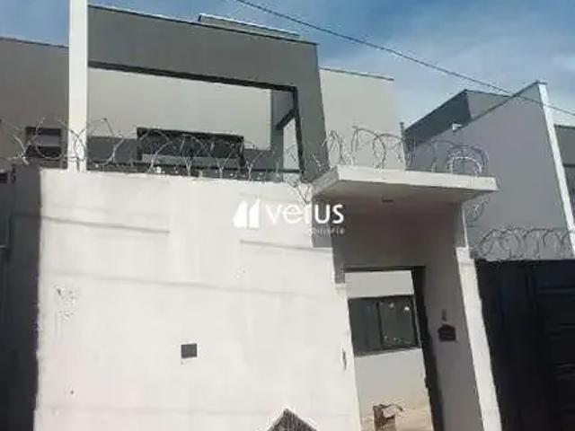 Casa / Sobrado para Venda em Uberlândia/MG Cidade Jardim 2 Quartos