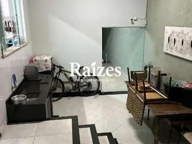 Casa / Sobrado para Venda em Uberlândia/MG Cidade Jardim 3 Quartos