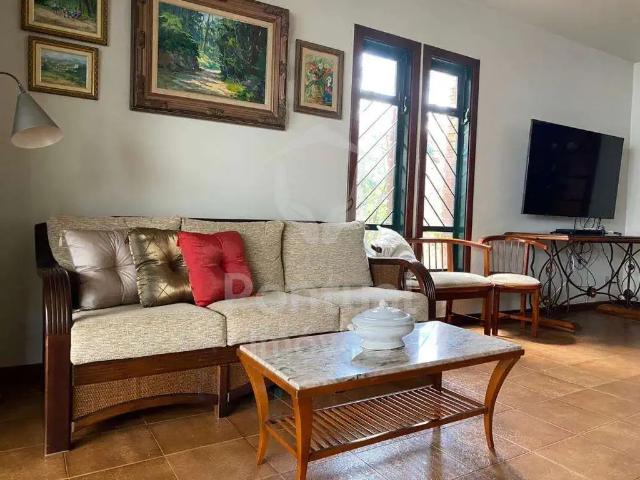 Casa / Sobrado para Venda em Uberlândia/MG Cidade Jardim 3 Quartos