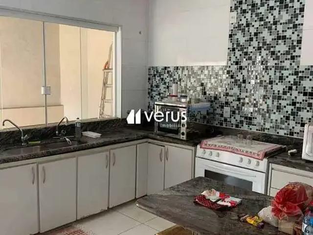 Casa / Sobrado para Venda em Uberlândia/MG Cidade Jardim 3 Quartos