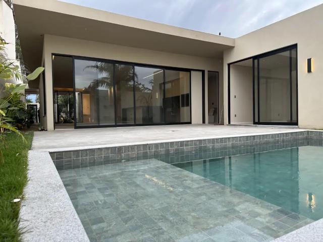 Casa / Sobrado para Venda em Uberlândia/MG Cidade Jardim 3 Quartos
