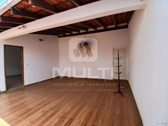 Casa / Sobrado para Venda em Uberlândia/MG Cidade Jardim 3 Quartos