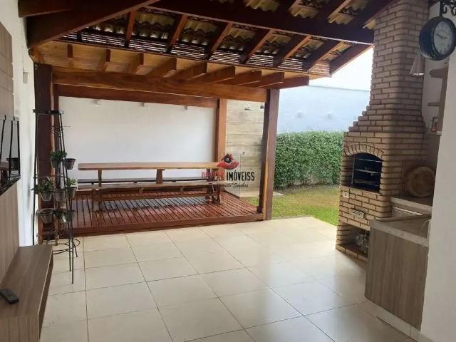 Casa / Sobrado para Venda em Uberlândia/MG Cidade Jardim 3 Quartos
