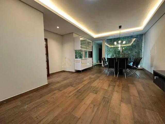 Casa / Sobrado para Venda em Uberlândia/MG Cidade Jardim 3 Quartos