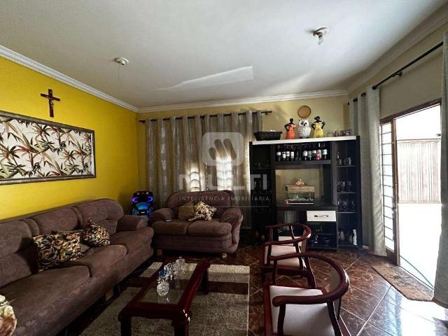 Casa / Sobrado para Venda em Uberlândia/MG Cidade Jardim 3 Quartos