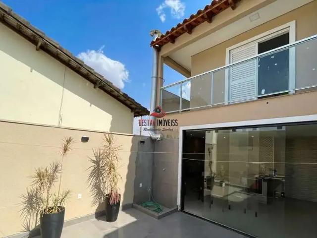 Casa / Sobrado para Venda em Uberlândia/MG Cidade Jardim 3 Quartos