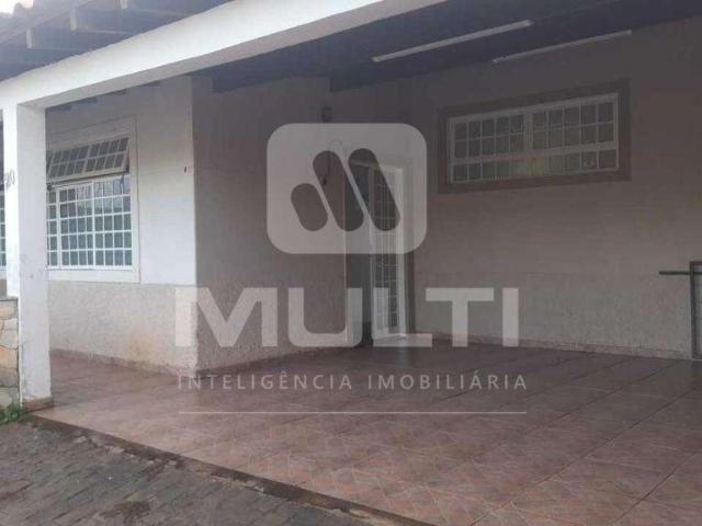 Casa / Sobrado para Venda em Uberlândia/MG Cidade Jardim 3 Quartos