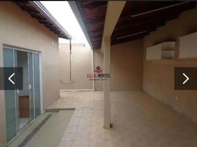 Casa / Sobrado para Venda em Uberlândia/MG Cidade Jardim 3 Quartos