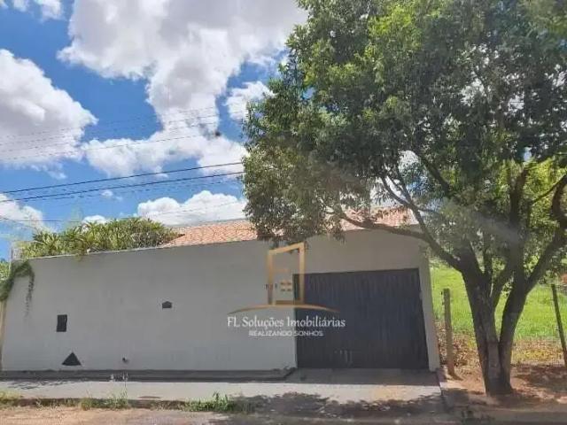 Casa / Sobrado para Venda em Uberlândia/MG Cidade Jardim 3 Quartos