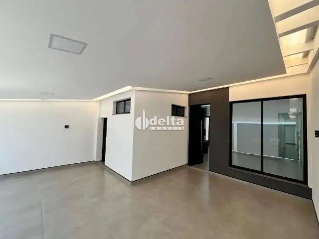 Casa / Sobrado para Venda em Uberlândia/MG Cidade Jardim 3 Quartos