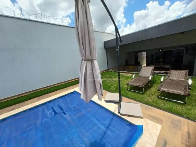 Casa / Sobrado para Venda em Uberlândia/MG Cidade Jardim 3 Quartos