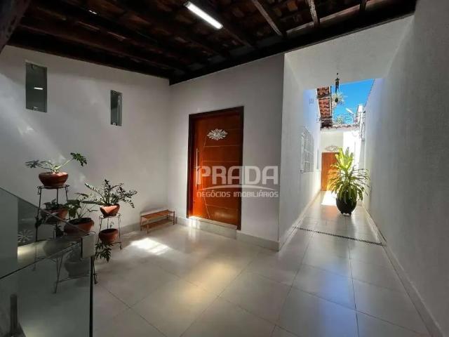 Casa / Sobrado para Venda em Uberlândia/MG Cidade Jardim 3 Quartos