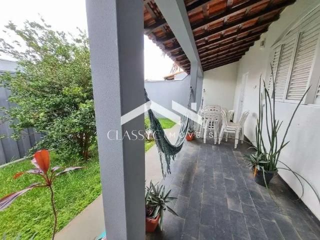 Casa / Sobrado para Venda em Uberlândia/MG Cidade Jardim 3 Quartos