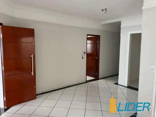 Casa / Sobrado para Venda em Uberlândia/MG Cidade Jardim 3 Quartos