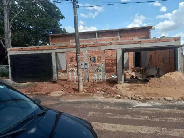 Casa / Sobrado para Venda em Uberlândia/MG Cidade Jardim 3 Quartos