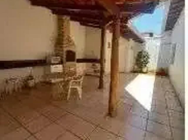 Casa / Sobrado para Venda em Uberlândia/MG Cidade Jardim 3 Quartos