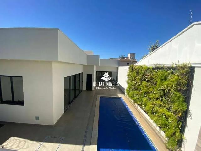 Casa / Sobrado para Venda em Uberlândia/MG Cidade Jardim 3 Quartos