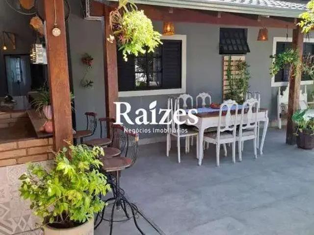 Casa / Sobrado para Venda em Uberlândia/MG Cidade Jardim 3 Quartos