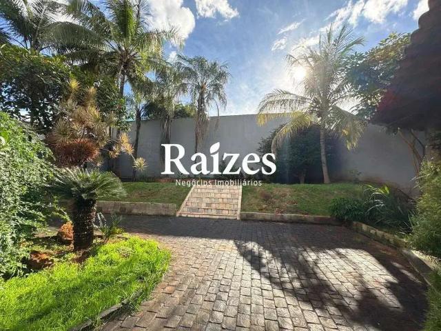Casa / Sobrado para Venda em Uberlândia/MG Cidade Jardim 3 Quartos