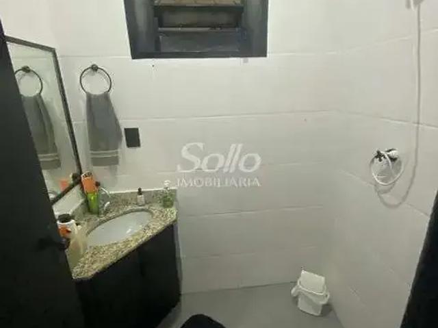 Casa / Sobrado para Venda em Uberlândia/MG Cidade Jardim 3 Quartos