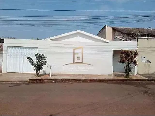 Casa / Sobrado para Venda em Uberlândia/MG Custódio Pereira 2 Quartos