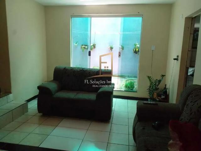 Casa / Sobrado para Venda em Uberlândia/MG Custódio Pereira 3 Quartos