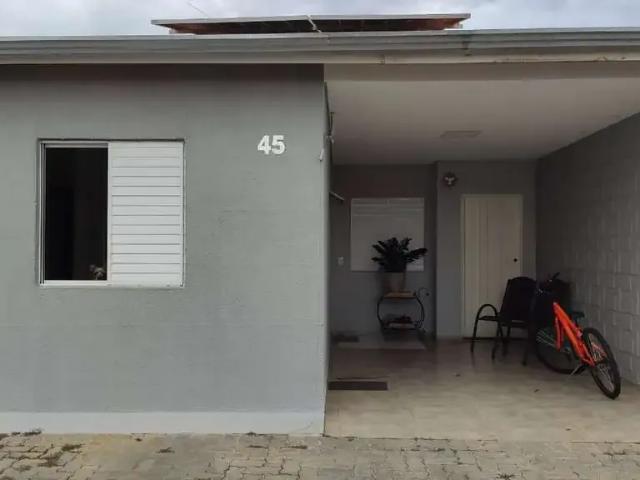 Casa / Sobrado para Venda em Uberlândia/MG Aclimação 3 Quartos
