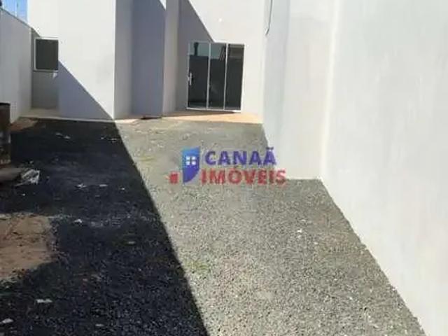 Casa / Sobrado para Venda em Uberlândia/MG Aclimação 2 Quartos