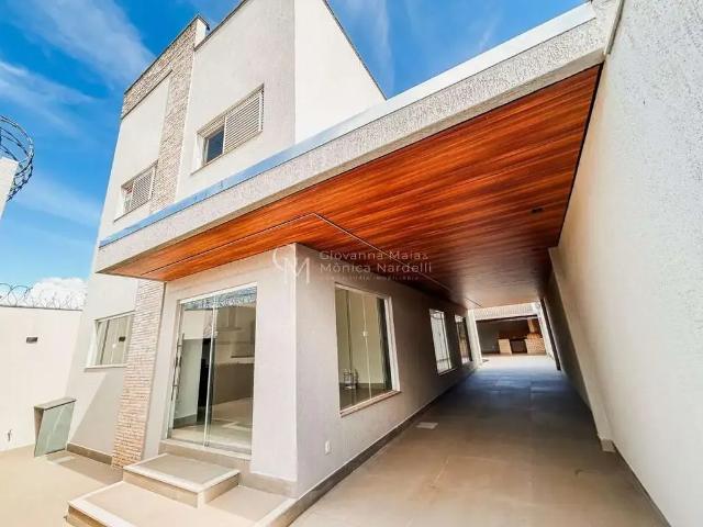Casa / Sobrado para Venda em Uberlândia/MG Alto Umuarama 4 Quartos