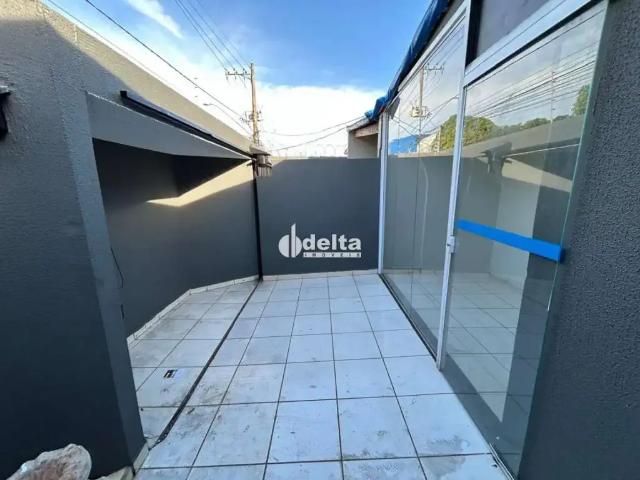 Casa / Sobrado para Venda em Uberlândia/MG Alto Umuarama 4 Quartos