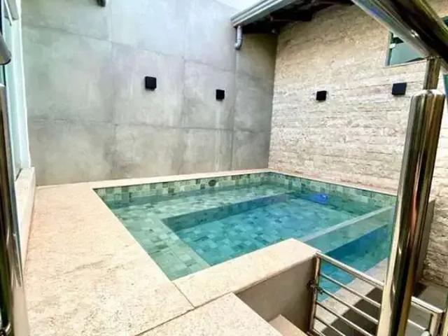 Casa / Sobrado para Venda em Uberlândia/MG Alto Umuarama 3 Quartos