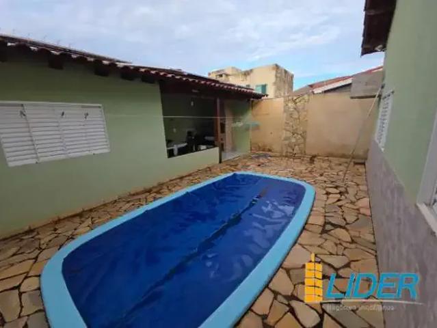 Casa / Sobrado para Venda em Uberlândia/MG Alto Umuarama 3 Quartos