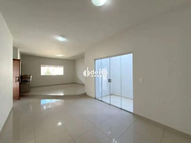 Casa / Sobrado para Venda em Uberlândia/MG Alto Umuarama 3 Quartos