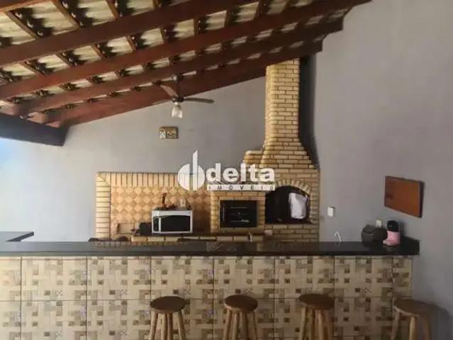 Casa / Sobrado para Venda em Uberlândia/MG Alto Umuarama 3 Quartos