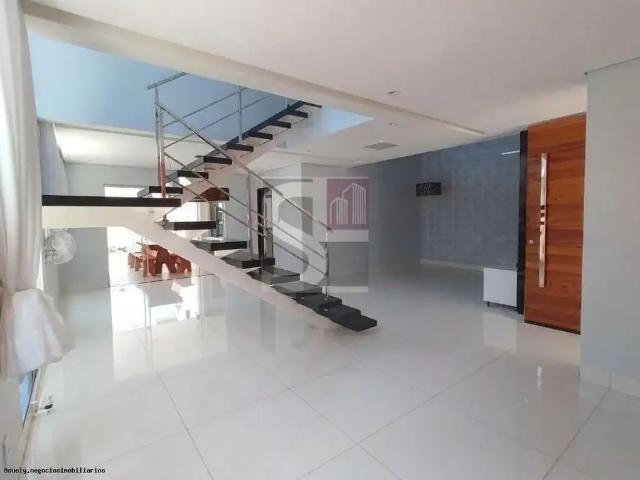 Casa / Sobrado para Venda em Uberlândia/MG Alto Umuarama 3 Quartos