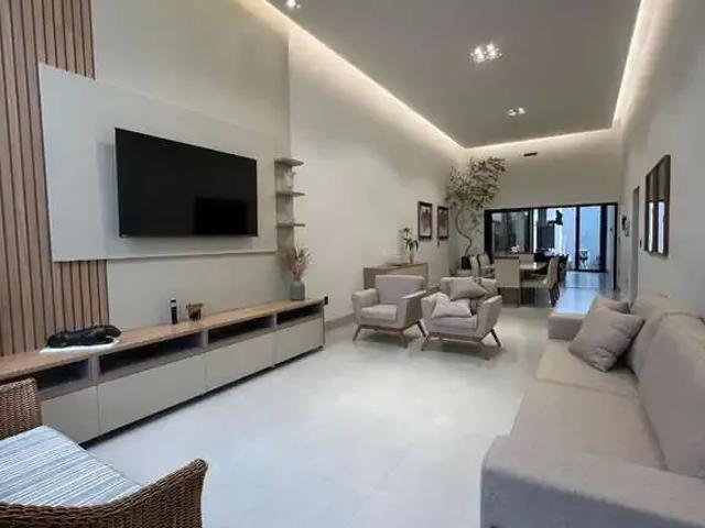 Casa / Sobrado para Venda em Uberlândia/MG Alto Umuarama 3 Quartos