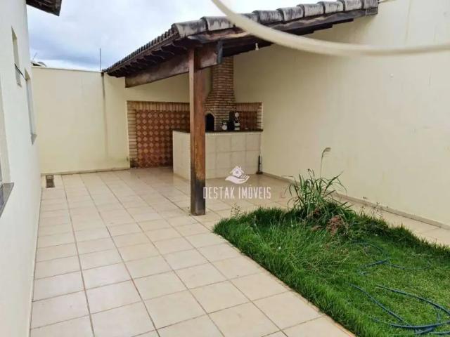 Casa / Sobrado para Venda em Uberlândia/MG Alto Umuarama 3 Quartos