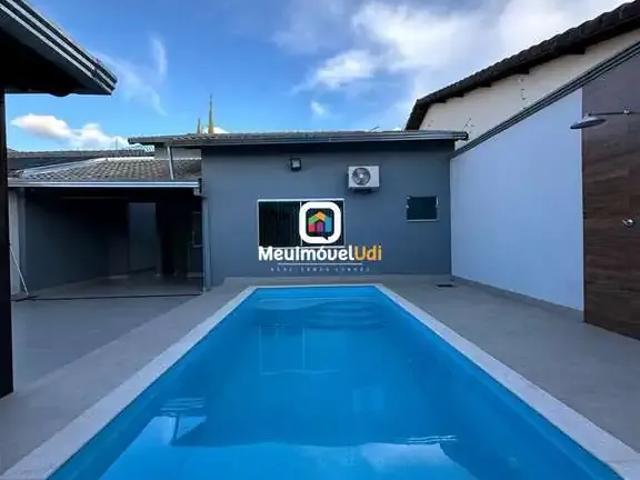 Casa / Sobrado para Venda em Uberlândia/MG Alto Umuarama 3 Quartos