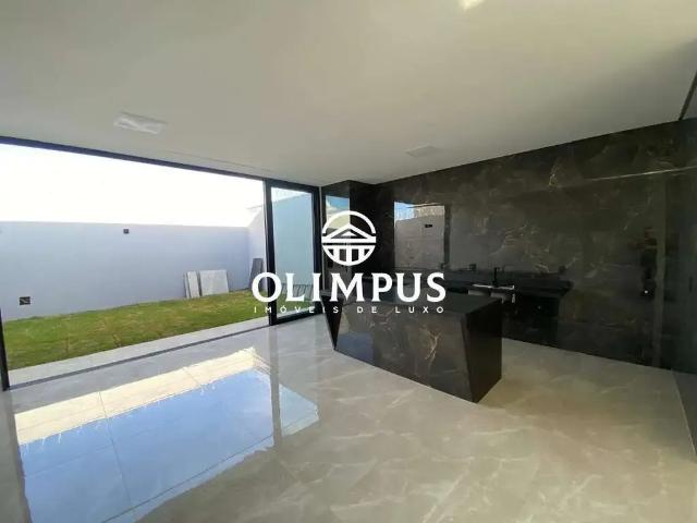 Casa / Sobrado para Venda em Uberlândia/MG Alto Umuarama 3 Quartos