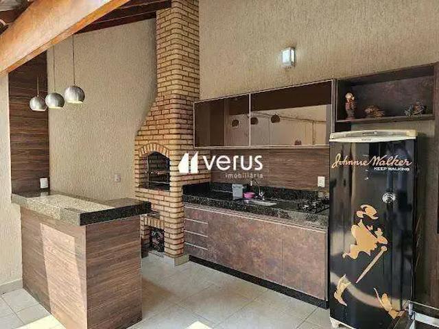 Casa / Sobrado para Venda em Uberlândia/MG Alto Umuarama 3 Quartos