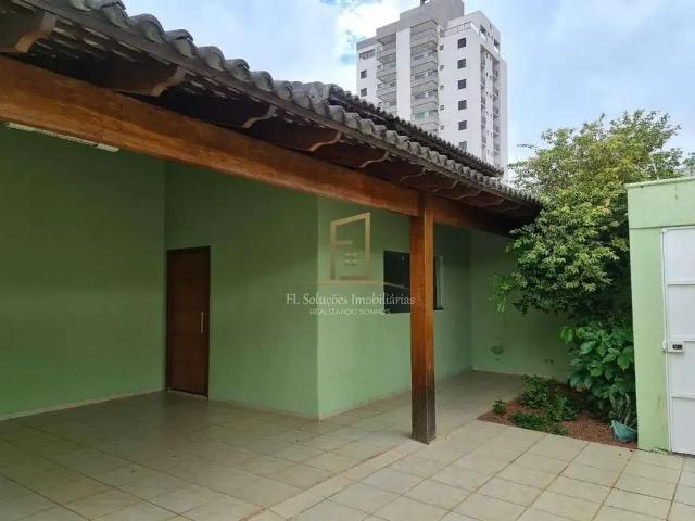 Casa / Sobrado para Venda em Uberlândia/MG Alto Umuarama 3 Quartos