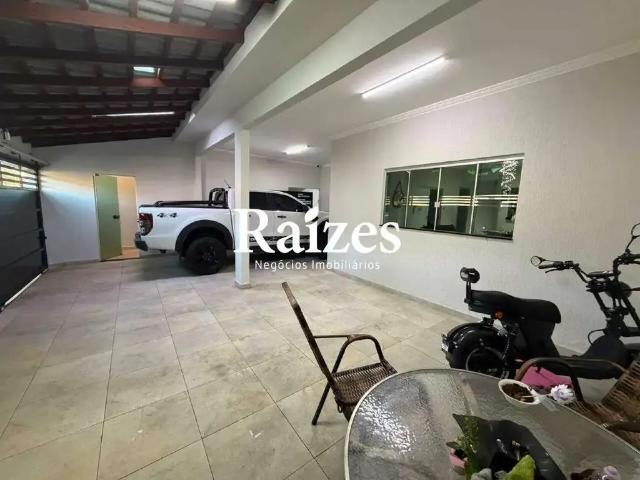 Casa / Sobrado para Venda em Uberlândia/MG Alto Umuarama 3 Quartos