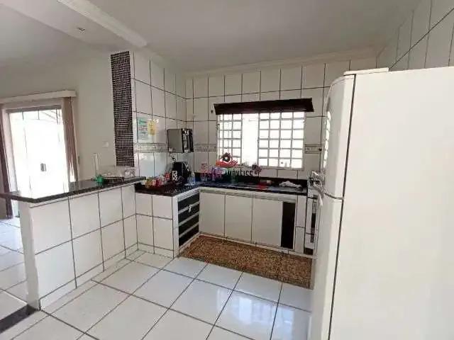 Casa / Sobrado para Venda em Uberlândia/MG Bom Jesus 3 Quartos